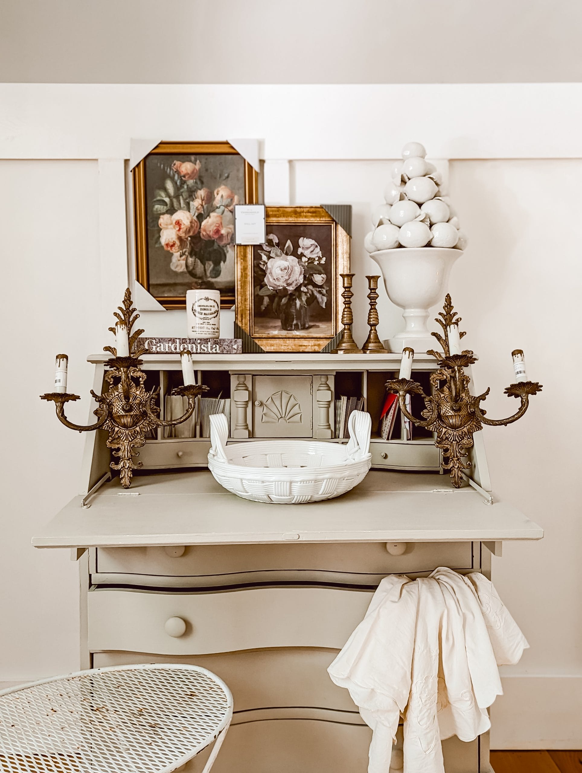 The Ultimate Guide to Thrifted Home Decor - White and Woodgrain